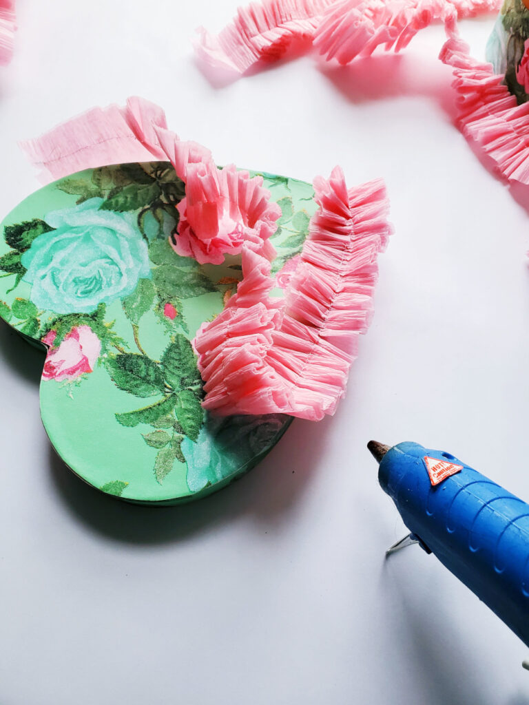 Vintage Inspired Valentine Candy Box - Janes Distractions