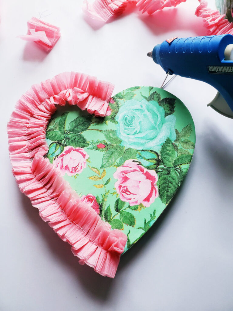 Vintage Inspired Valentine Candy Box - Janes Distractions