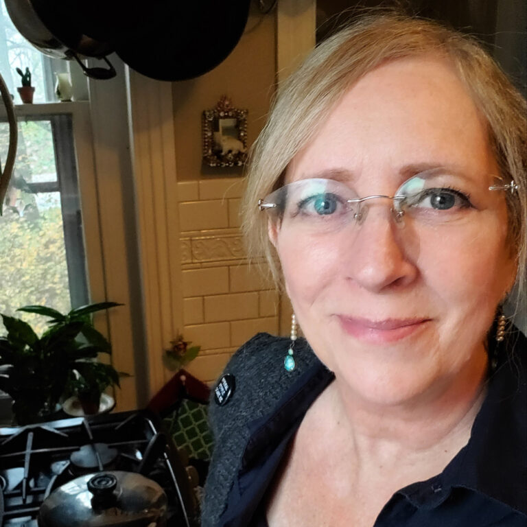 Collecting Vintage Cosmetics - Janes Distractions