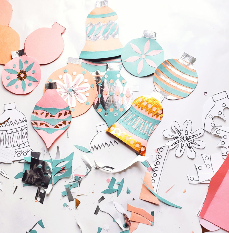 DIY Paper Christmas Ornament Garland - Janes Distractions