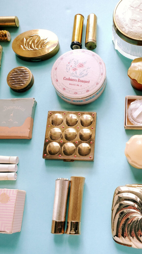 Collecting Vintage Cosmetics - Janes Distractions